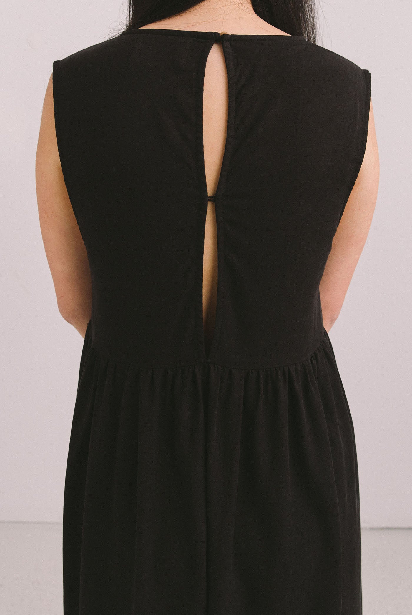 LEISURE DRESS - VINTAGE BLACK – The Weft